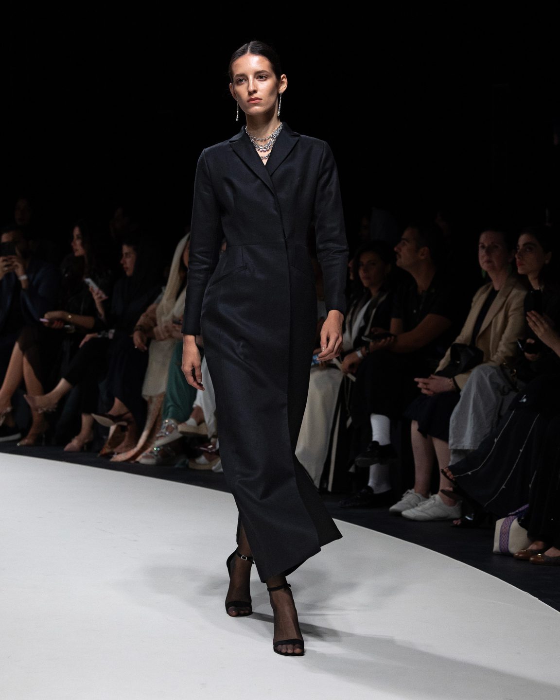 LAYLA COAT - By Noura Sulaiman